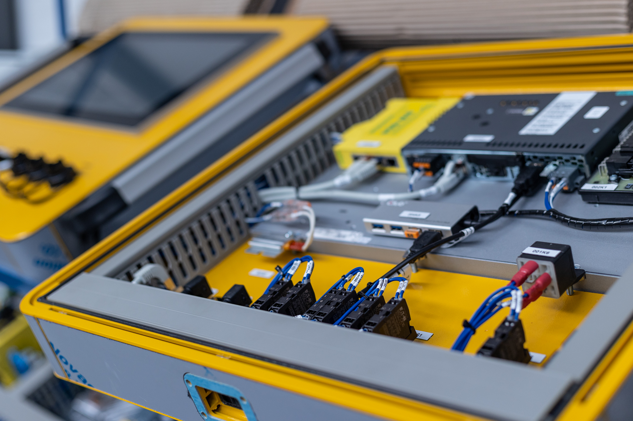 The brains of a hydraulic power pack - Technotron