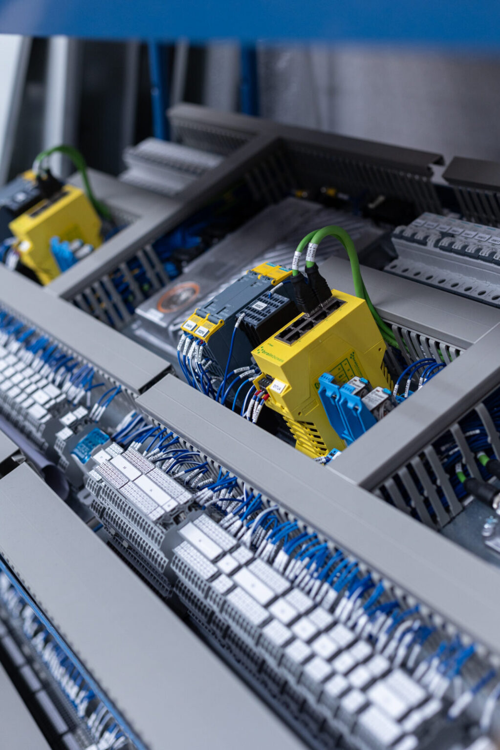 The brains of a hydraulic power pack - Technotron