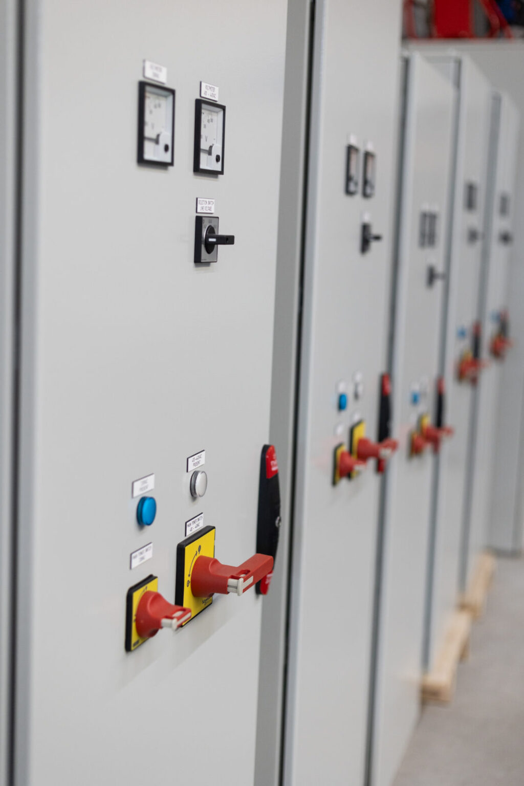 Machine and motor control systems - Technotron