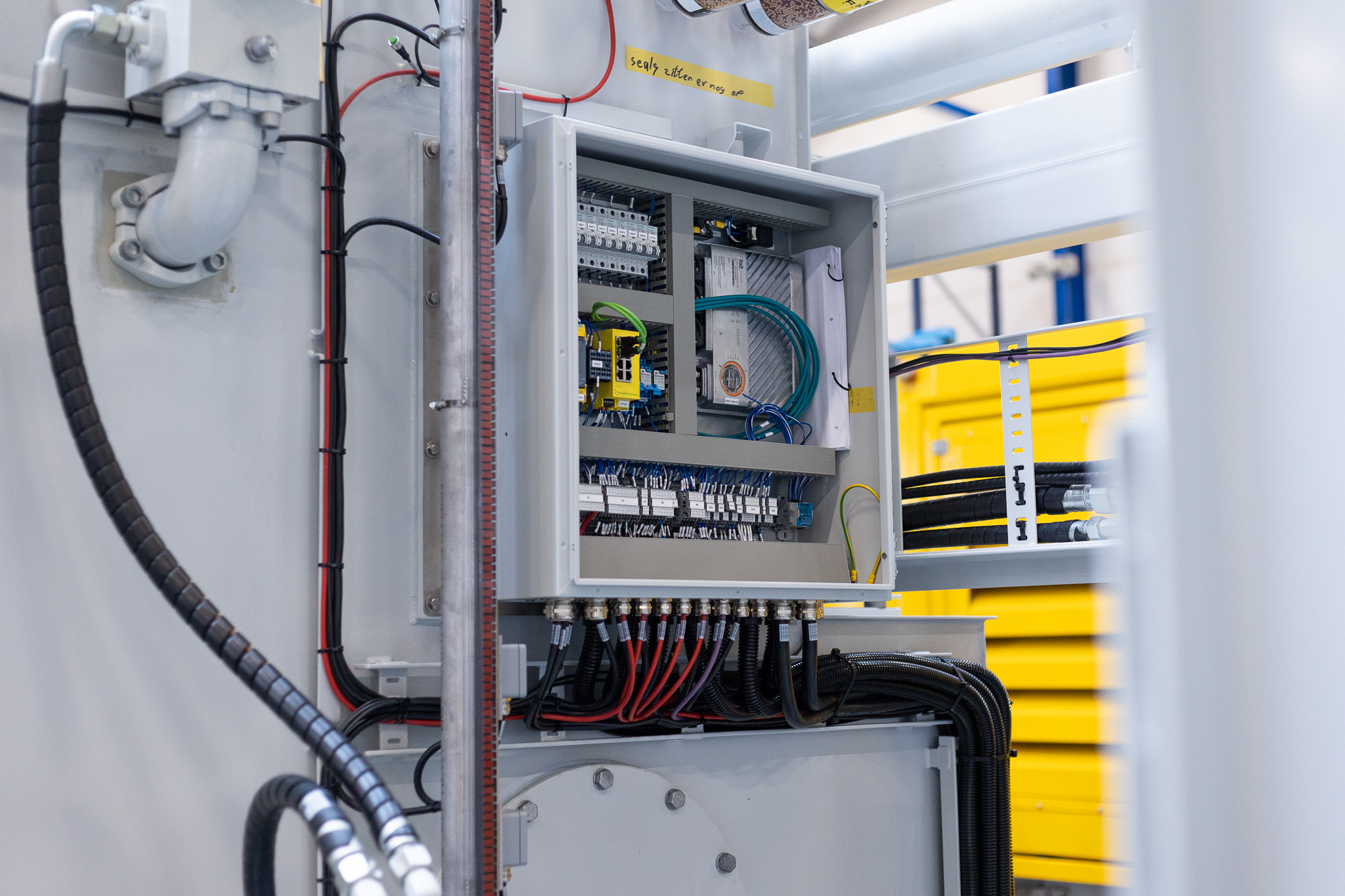 Offshore and maritime installations - Technotron